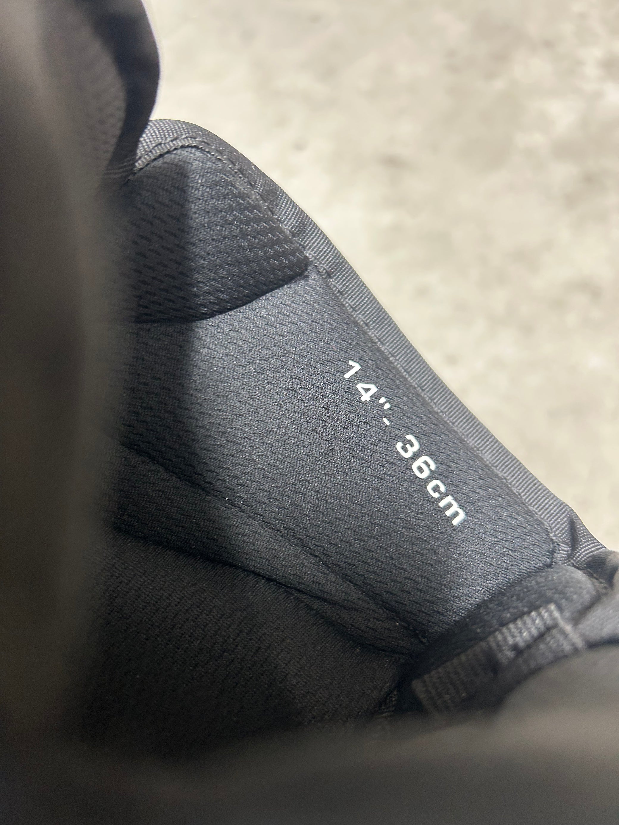 14” Bauer Hyperlite Gloves Pro Stock Tyler Seguin - North Prostock